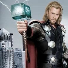 Thor = Bůh. Rebel. Legenda. - Chytrá žena